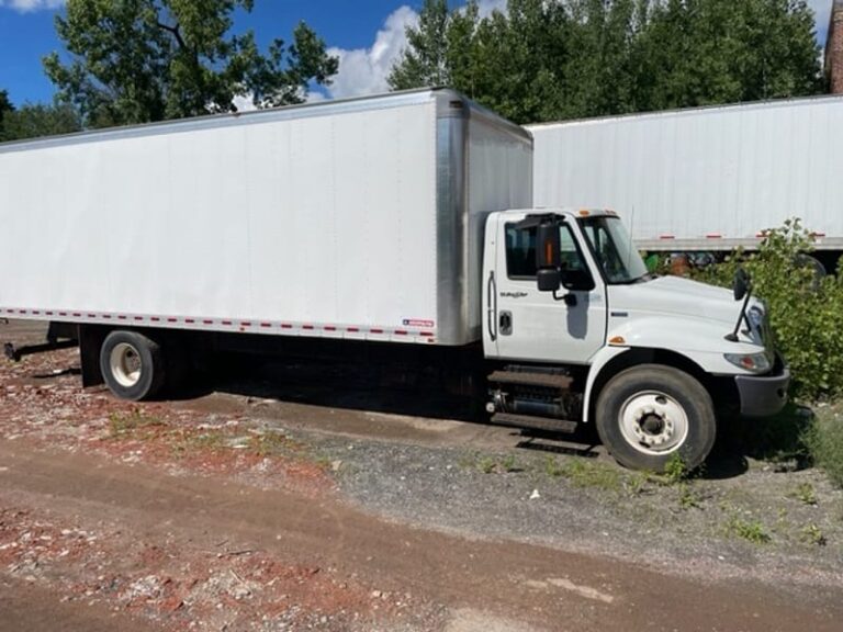 Non CDL Box Truck for Sale | Mechanic Guide